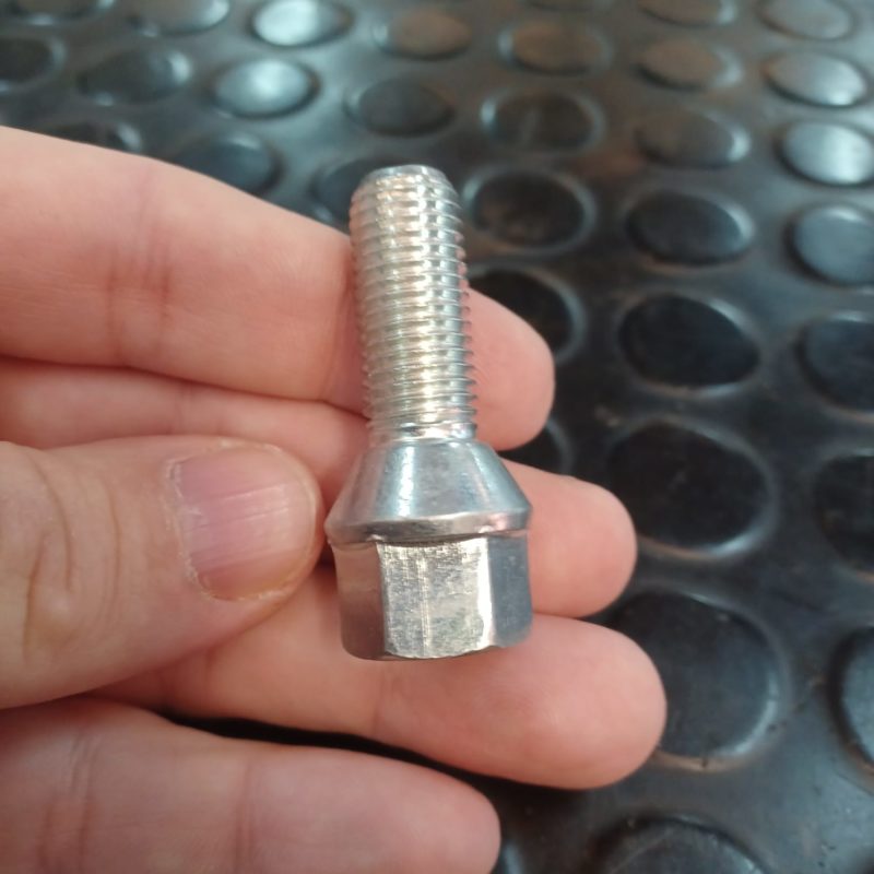 PERNO RUEDA – l'Alba